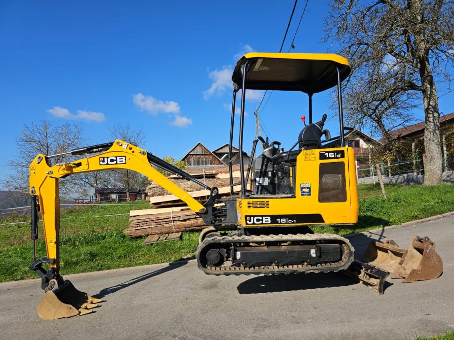 Mini-Pelle JCB 16C-1 (2021) – Total Remorques