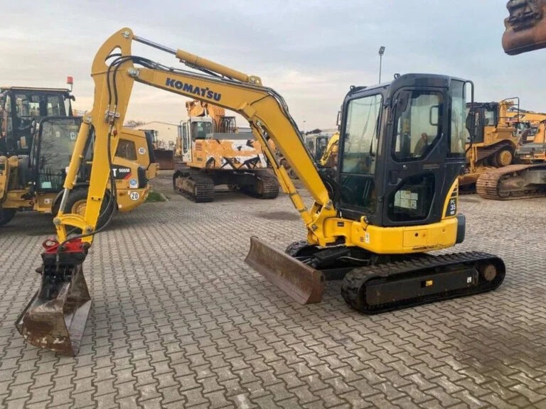 Mini-pelle Komatsu PC35MR-3 – Total Remorques